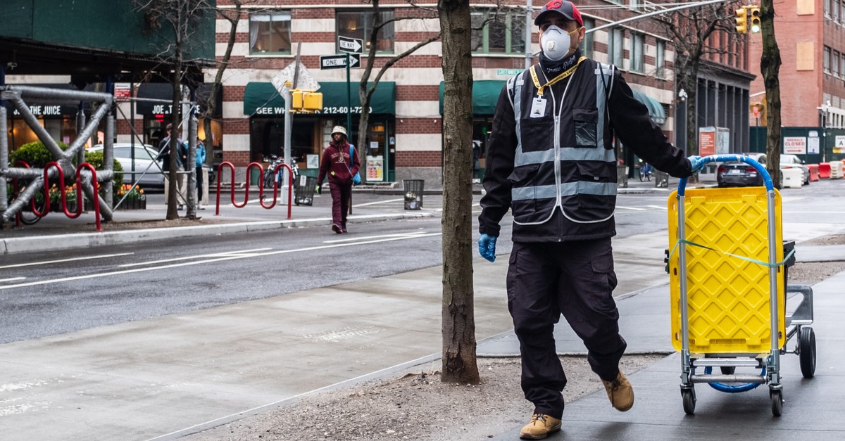 New York Eases Quarantine Rules for Essential Workers as Omicron Hits ...